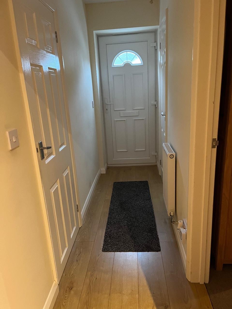 Godalming - 1 Bed Flat, Farncombe Street, GU7 - To Rent Now for £1,150. ...