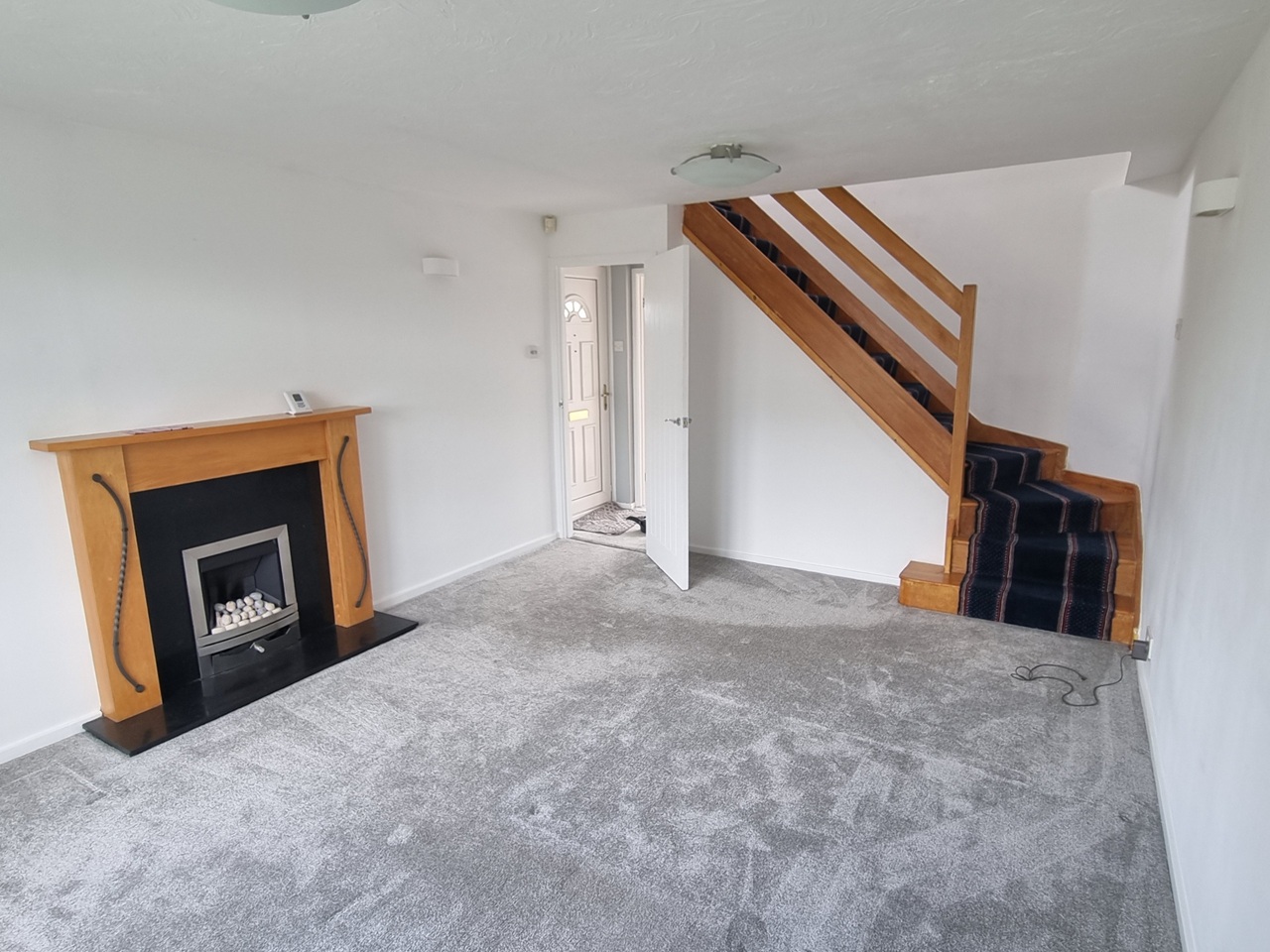 Farsley, Pudsey - 2 Bed End Terrace, New Park Vale, LS28 - To Rent Now ...