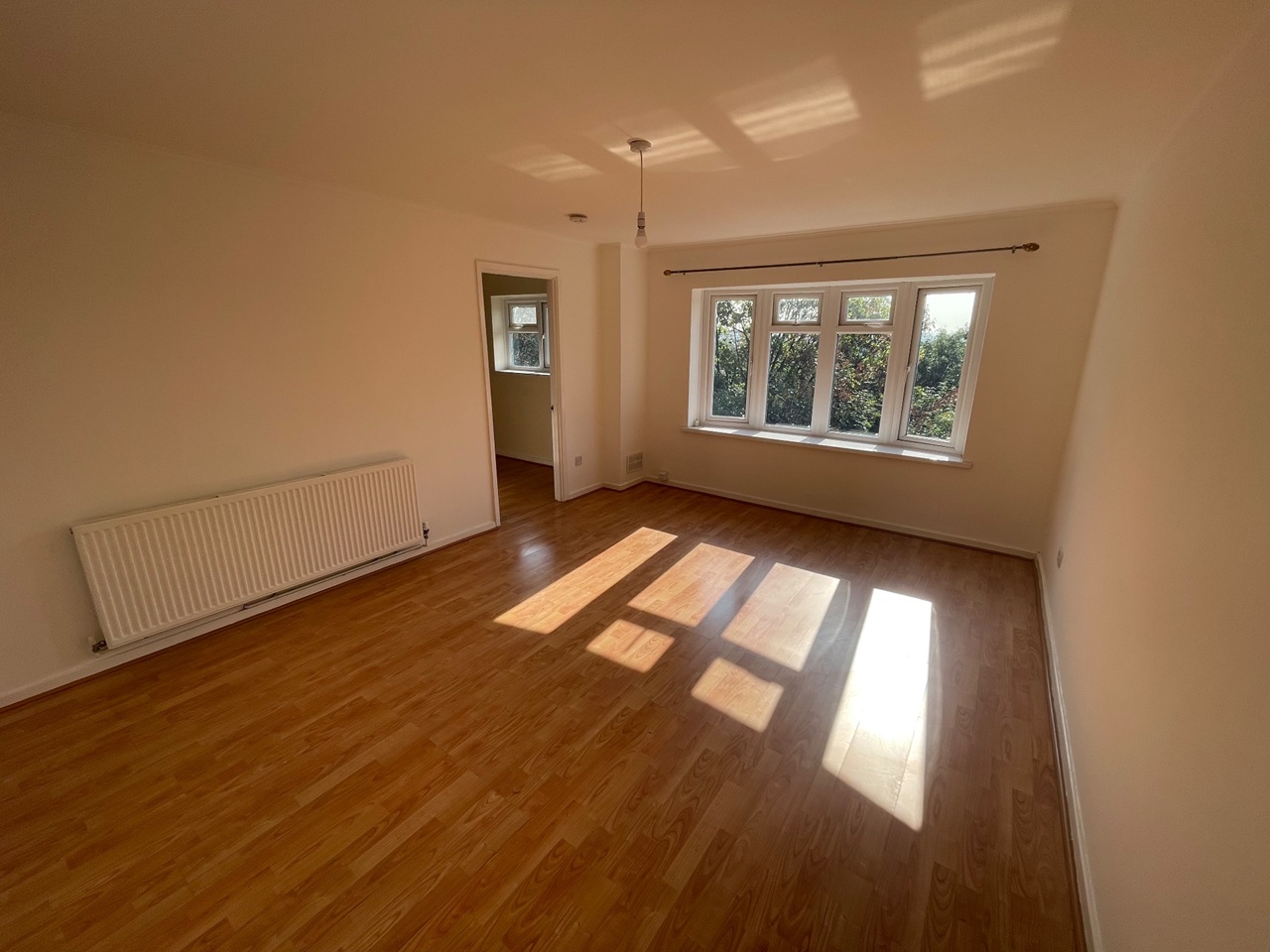 Carlton, Nottingham - 2 Bed Flat, Elwes Lodge, NG4 - To Rent Now for £ ...