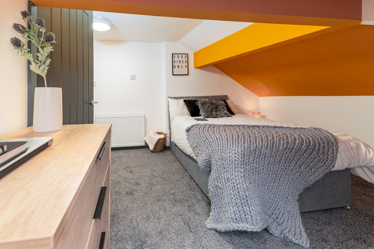 Swinton, Manchester - Room in a Shared House, Chorley Road, M27 - To ...