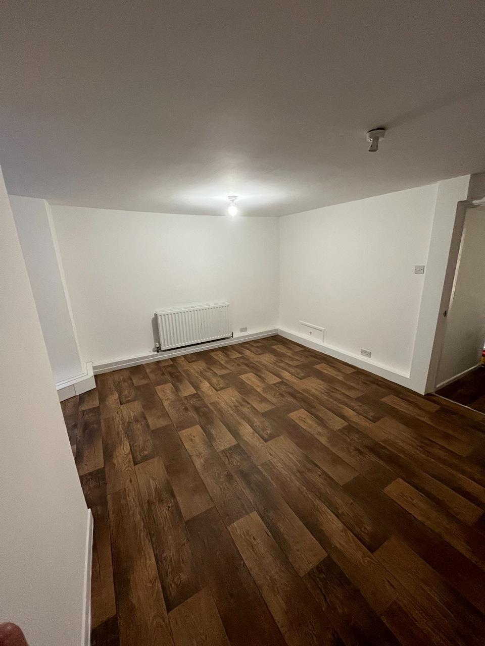 Plymouth - 1 Bed Flat, Stuart Road, PL1 - To Rent Now for £750.00 p/m