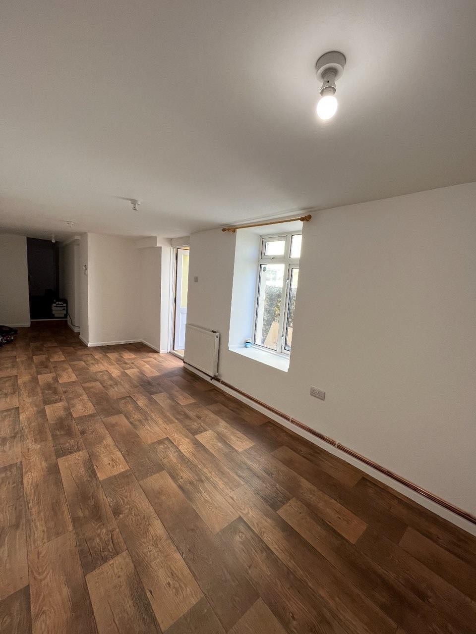 Plymouth - 1 Bed Flat, Stuart Road, PL1 - To Rent Now for £750.00 p/m