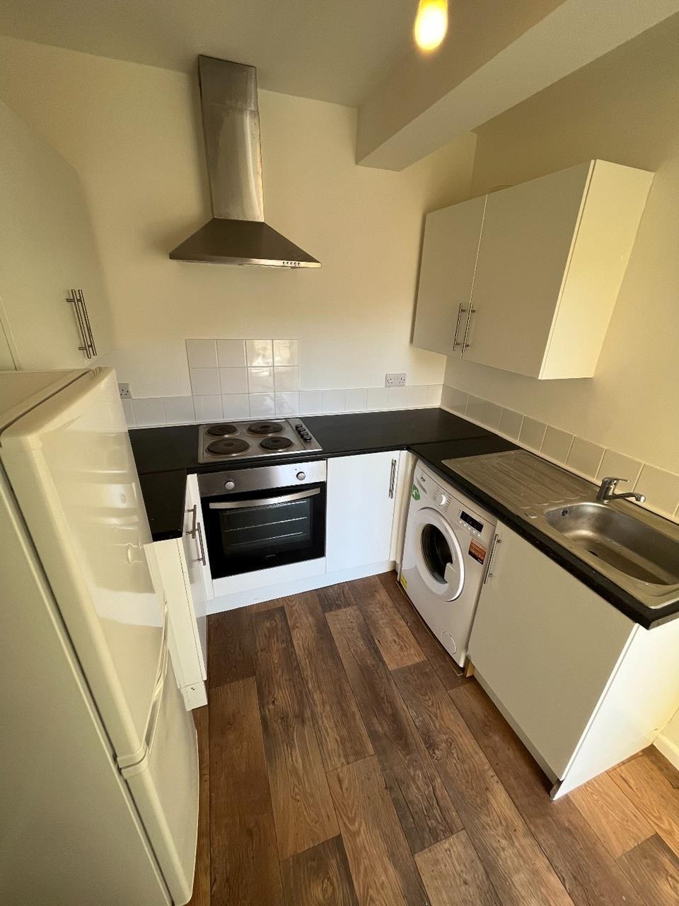 Plymouth - 1 Bed Flat, Stuart Road, PL1 - To Rent Now for £750.00 p/m