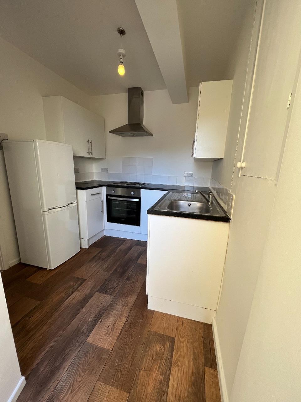 Plymouth - 1 Bed Flat, Stuart Road, PL1 - To Rent Now for £750.00 p/m