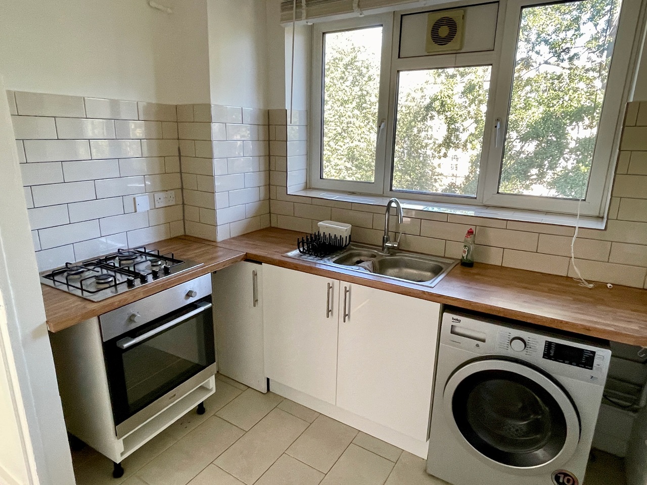 London - 2 Bed Flat, Lingfield House, SE1 - To Rent Now for £2,350.00 p/m