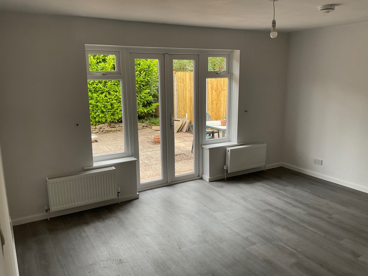 Wolverhampton - 2 Bed Bungalow, Newbridge Street, WV6 - To Rent Now for ...