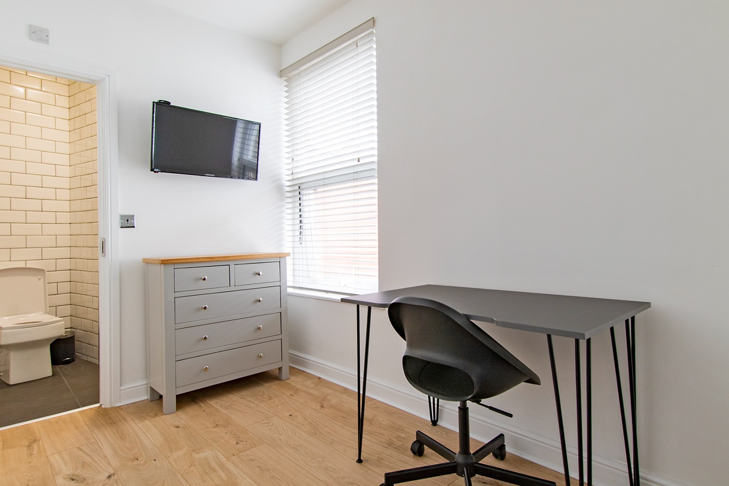 Liverpool - 4 Bed Semi-Detached House, Nithsdale Road, L15 - To Rent ...