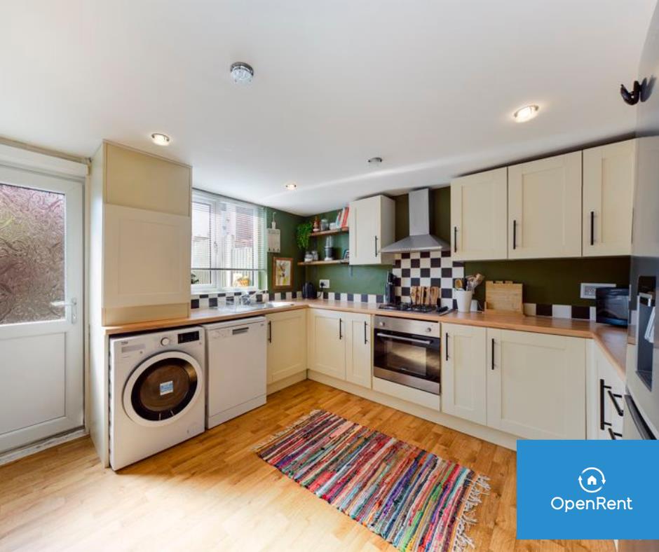 Wesham, Preston - 2 Bed Terraced House, Garstang Road South, PR4 - To ...
