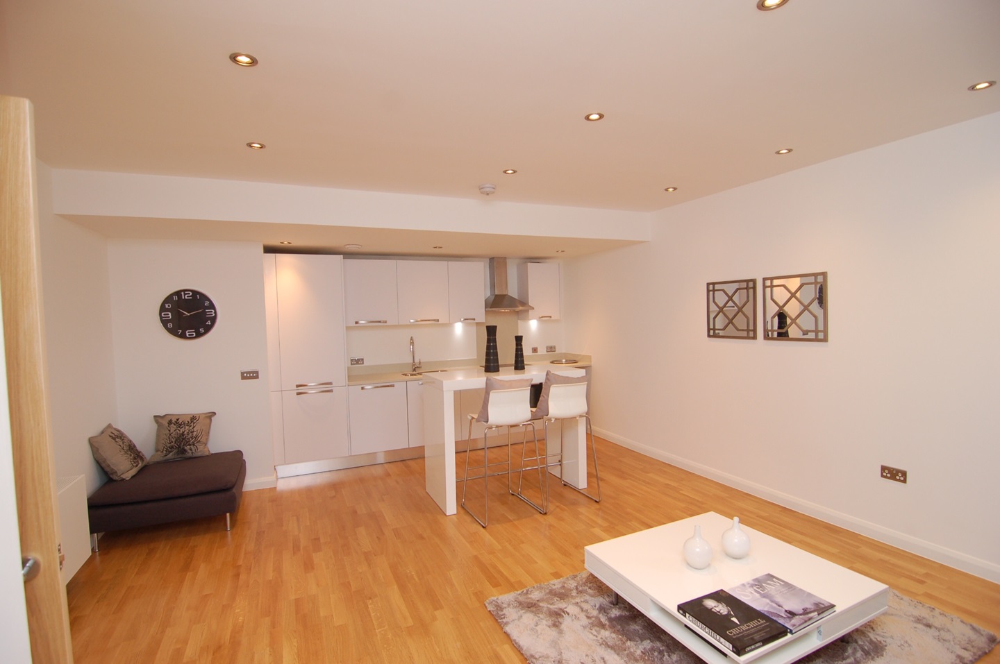 South Harrow - 1 Bed Flat, Bovis House, HA2 - To Rent Now for £1,550.00 p/m