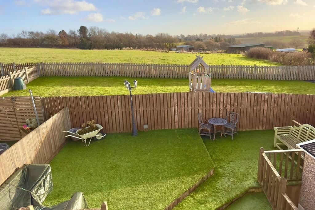 East Bierley - 3 Bed Semi-Detached House, Hunsworth Lane, BD4 - To Rent ...
