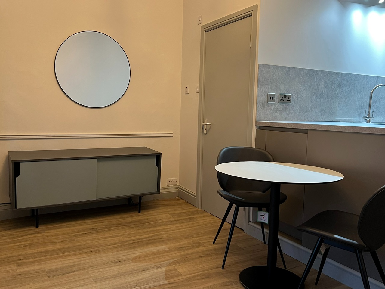 York - Studio Flat, Toft Green, YO1 - To Rent Now for £1,025.00 p/m