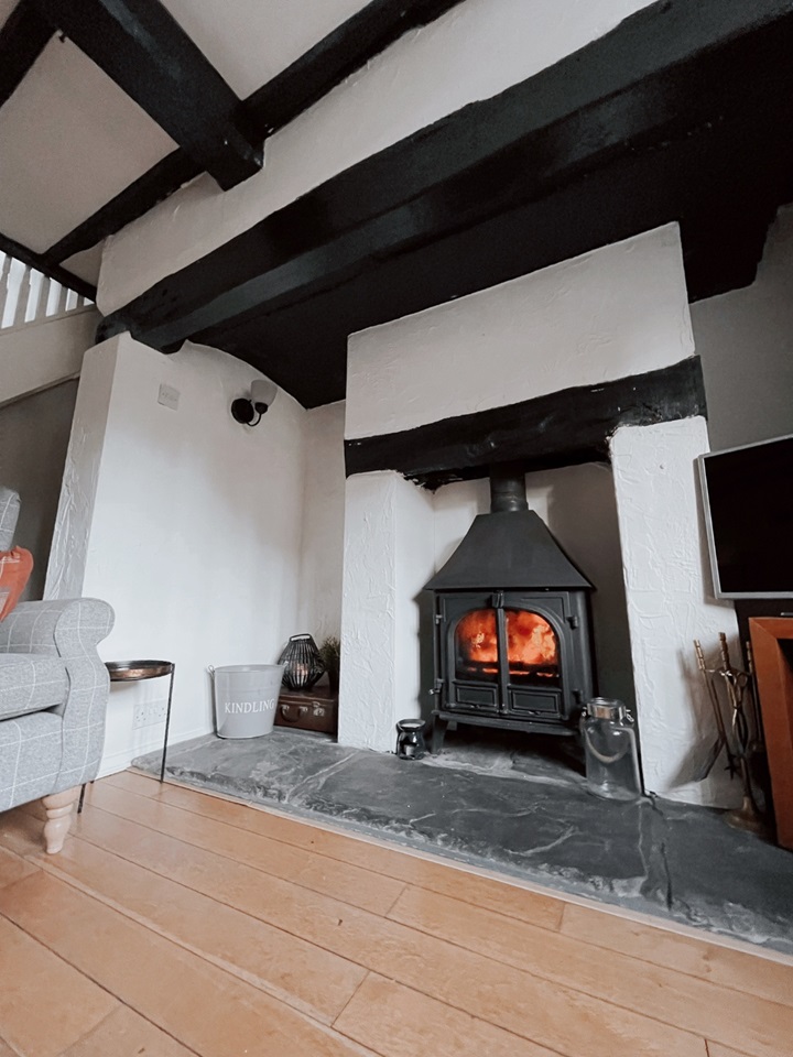 Wolston Coventry 2 Bed Semi Detached House Warwick Road Cv8 To