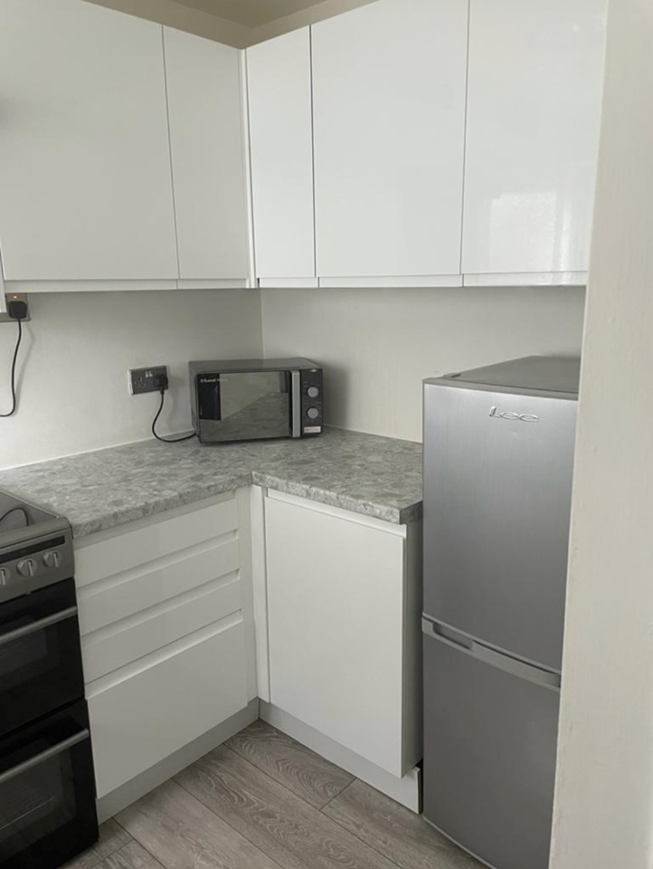 Sidcup - 1 Bed Flat, Freeland Court, DA15 - To Rent Now for £1,400.00 p/m