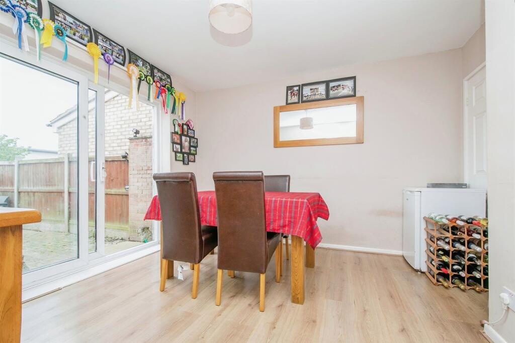 Stanway, Colchester - 4 Bed Semi-Detached House, Winstree Road, CO3 ...