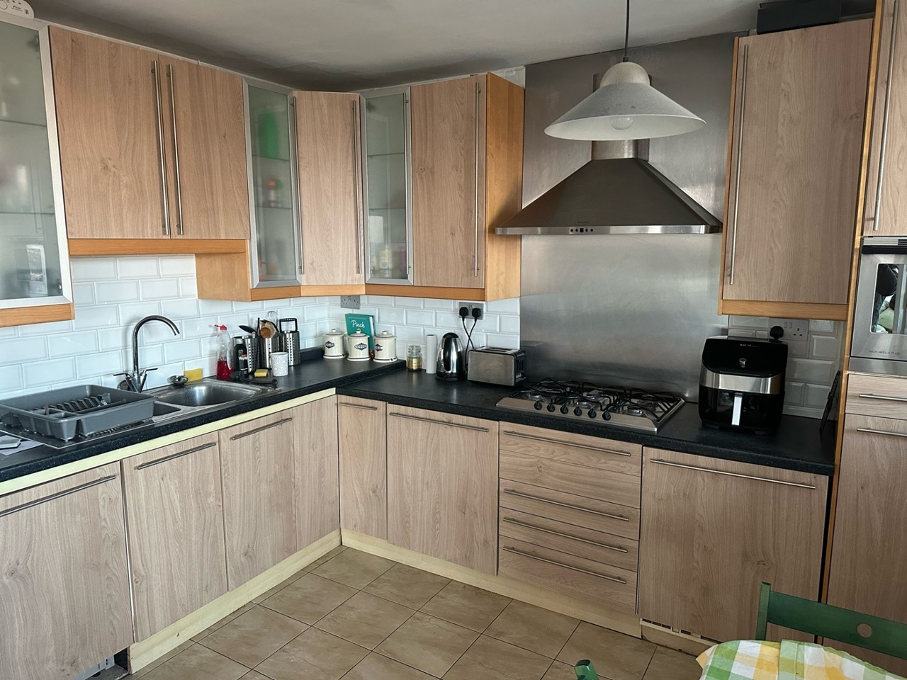 London - 2 Bed Flat, Gaitskell Court, SW11 - To Rent Now for £2,000.00 p/m