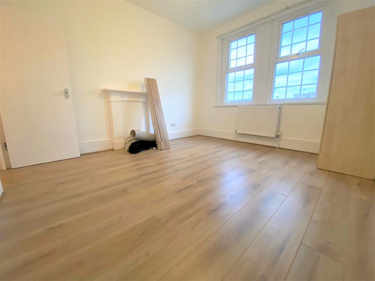 London - Studio Flat, Stondon Park, SE23 - To Rent Now for £1,250.00 p/m