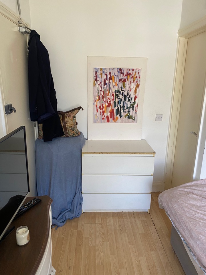 London - Studio Flat, Lisgar Terrace -, W14 - To Rent Now for £1,100.00 p/m