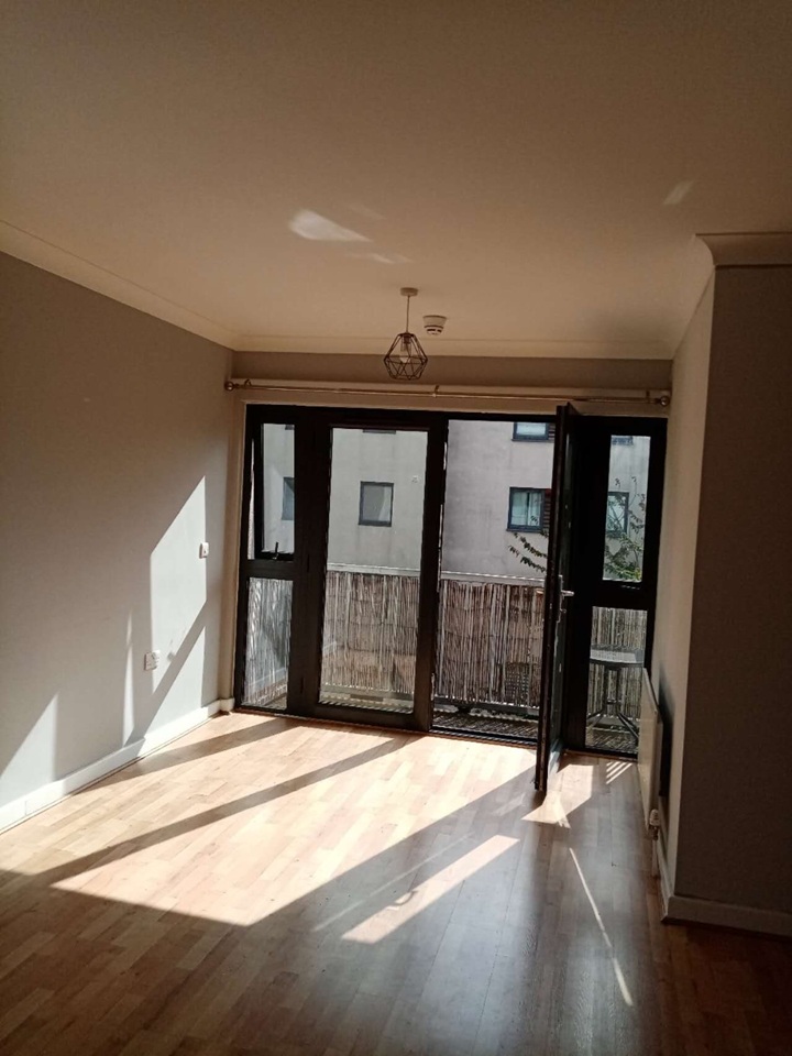 Erith - 2 Bed Flat, West Street, DA8 - To Rent Now for £1,500.00 p/m