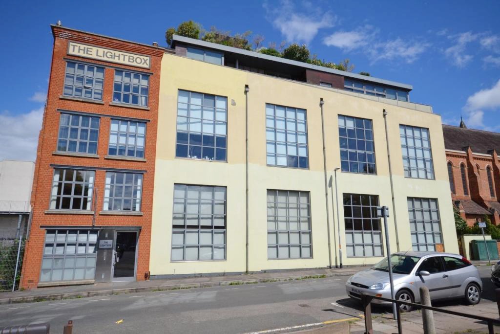 Northampton - 2 Bed Flat, Duke Street, NN1 - To Rent Now for £995.00 p/m