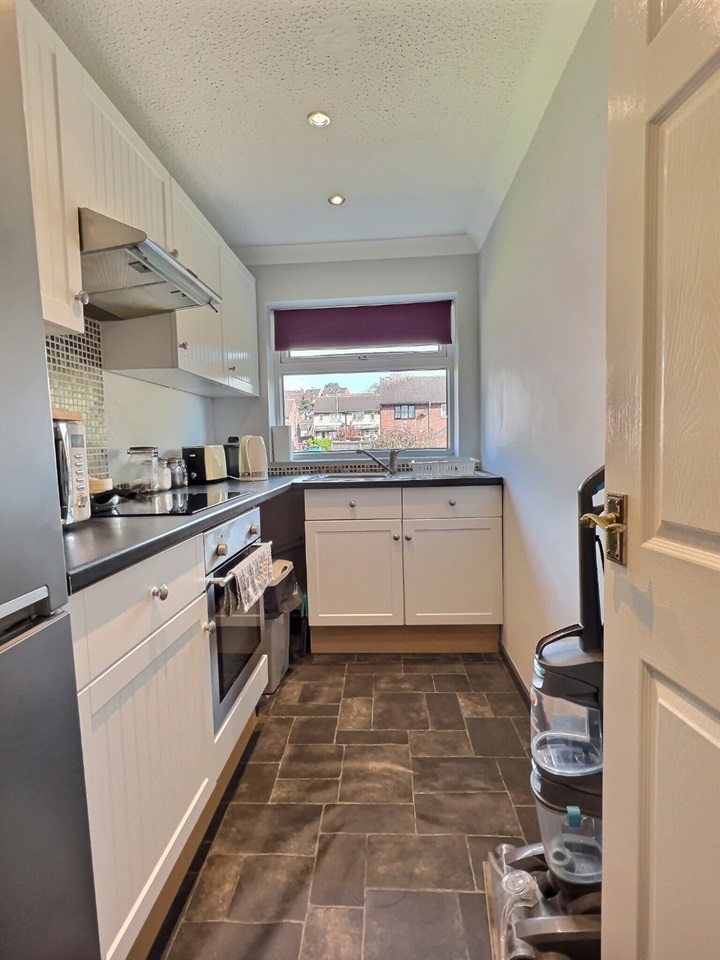 Stanley, Wakefield - 1 Bed Flat, Wordsworth Grove, WF3 - To Rent Now for £695.00 p/m