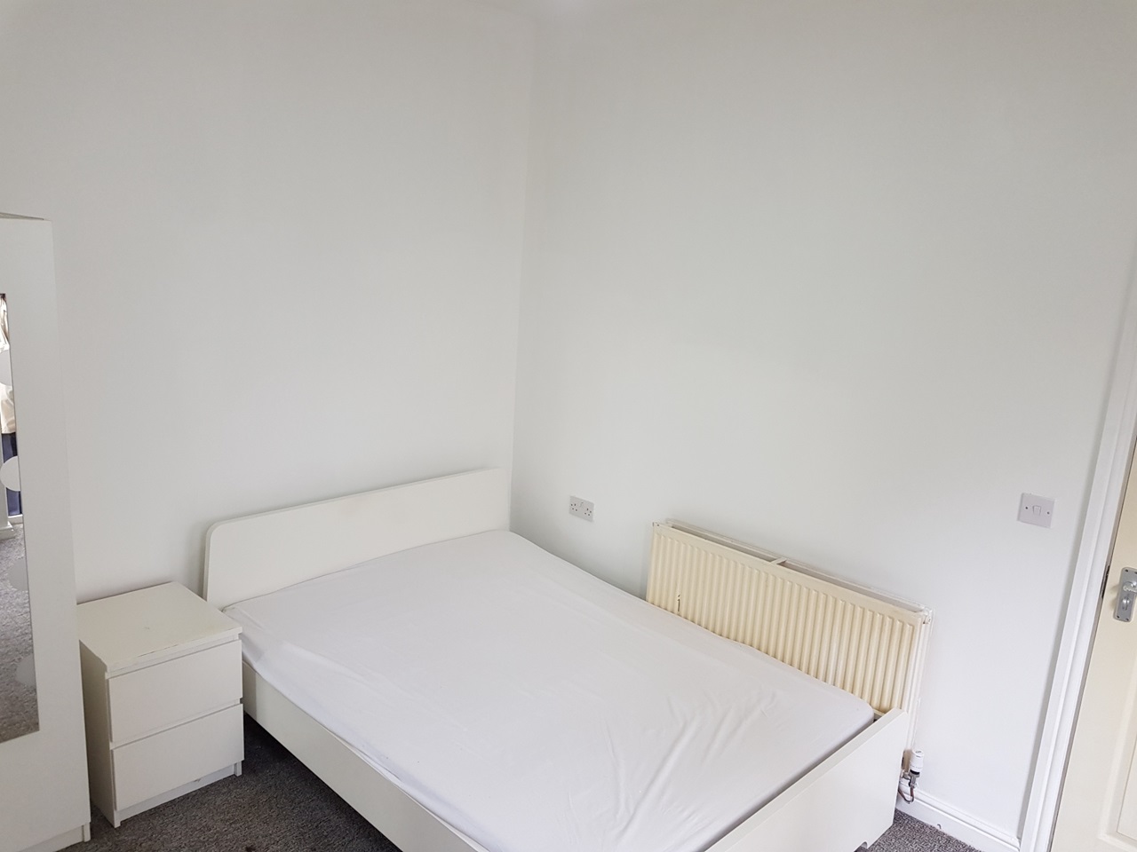 Cardiff - Studio Flat, Newport Road, CF24 - To Rent Now for £650.00 p/m