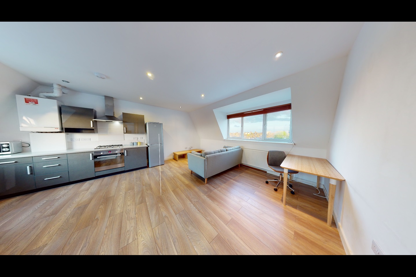Hackney, London - 2 Bed Flat, Ivory Court, E9 - To Rent Now for £2,000. ...