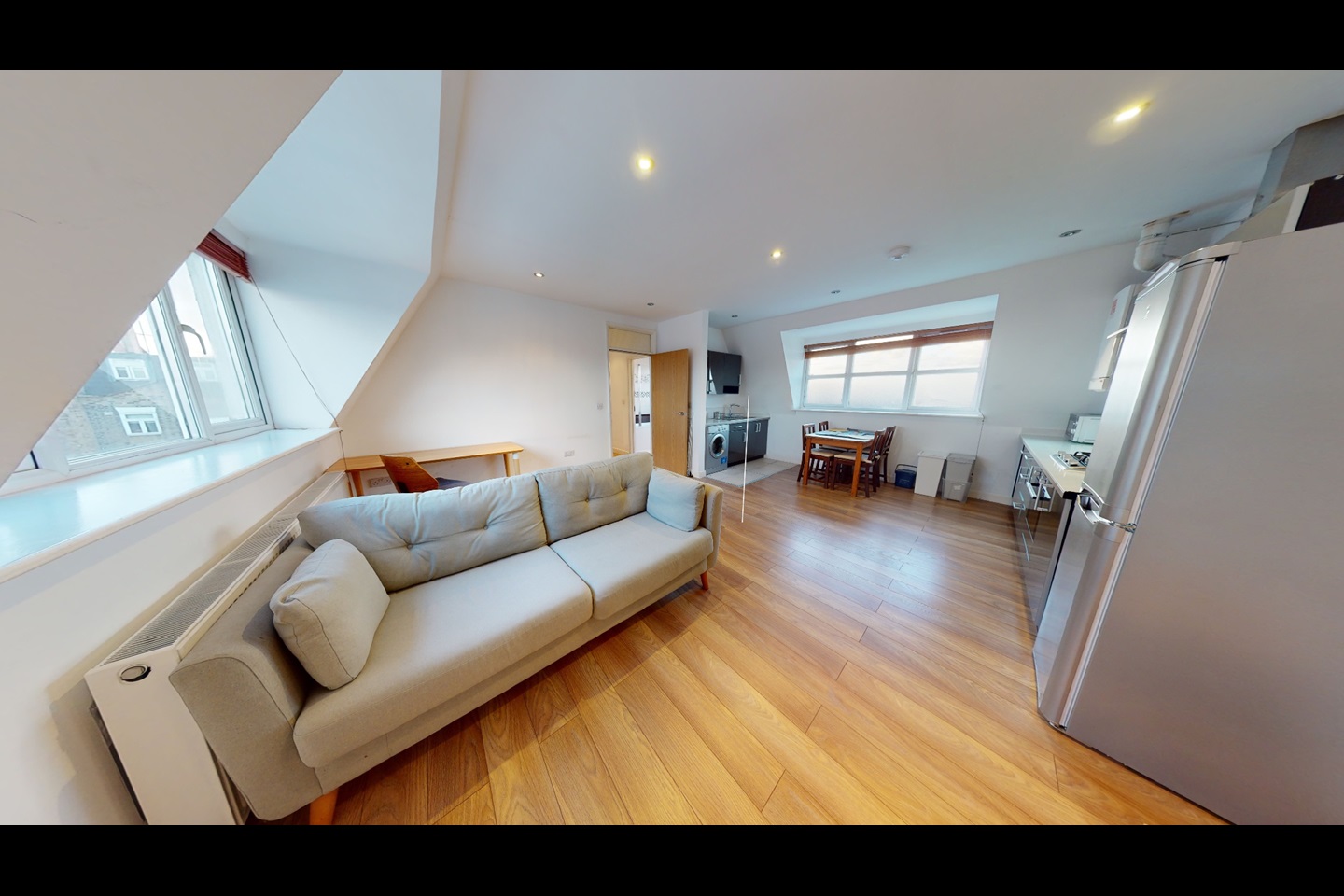 Hackney, London - 2 Bed Flat, Ivory Court, E9 - To Rent Now for £2,000. ...