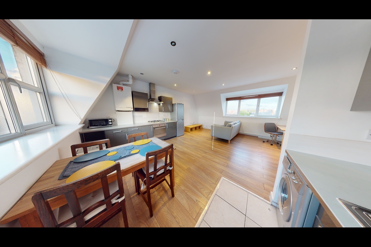 Hackney, London - 2 Bed Flat, Ivory Court, E9 - To Rent Now for £2,000. ...