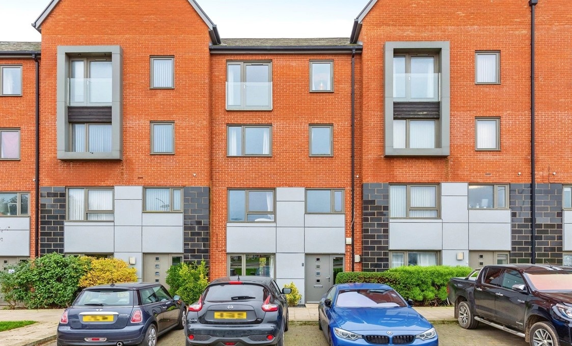 Upton, Northampton - 6 Bed Terraced House, Latchet Lane, NN5 - To Rent ...