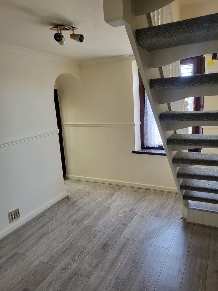 Skewen, Neath - 2 Bed Semi-Detached House, High Street, SA10 - To Rent ...