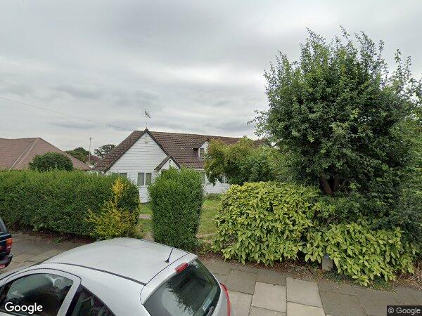 Ruislip - Room in a Shared House, The Vale, HA4 - To Rent Now for £ ...