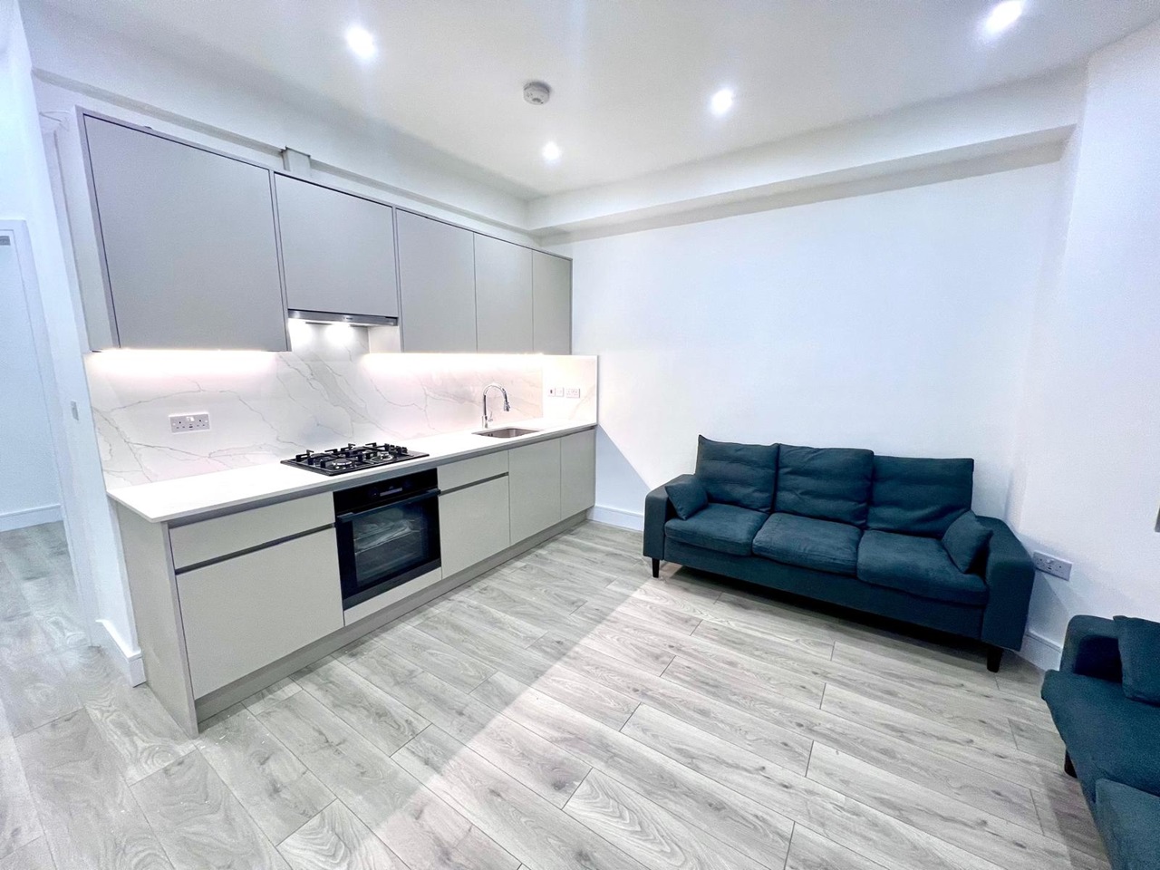 Harrow - 3 Bed Maisonette, Pinner Road, HA1 - To Rent Now for £2,195.00 p/m