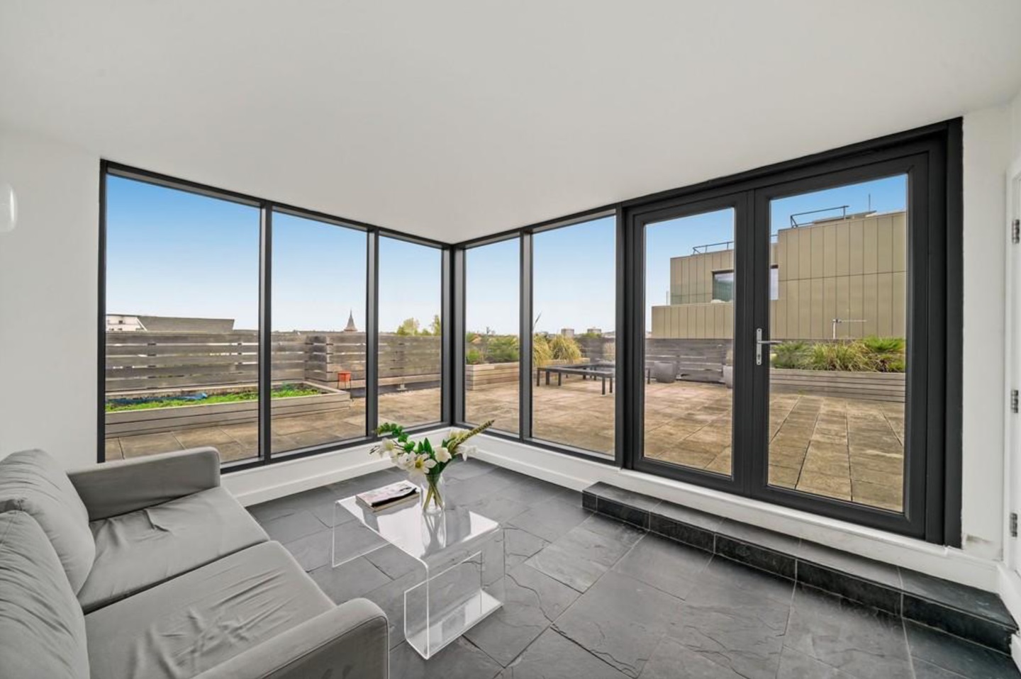 London - 1 Bed Flat, Fermoy Road, W9 - To Rent Now for £1,750.00 p/m