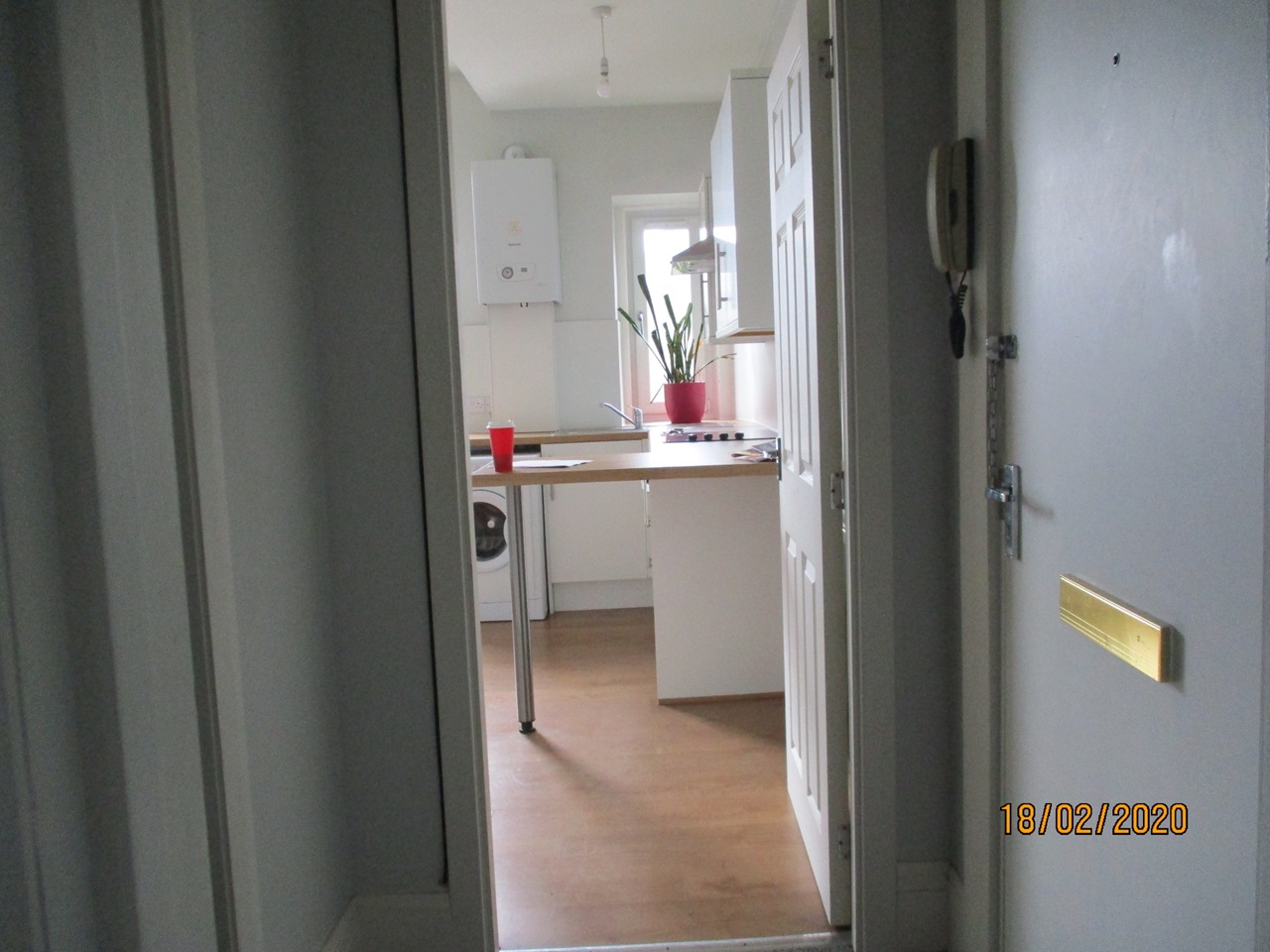 Dundee - 2 Bed Flat, Lochee Road, DD2 - To Rent Now for £580.00 p/m