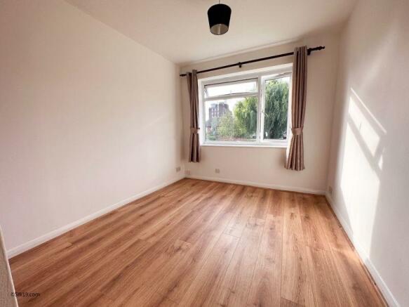 London - 2 Bed Flat, Selbridge Court, SW19 - To Rent Now for £2,100.00 p/m