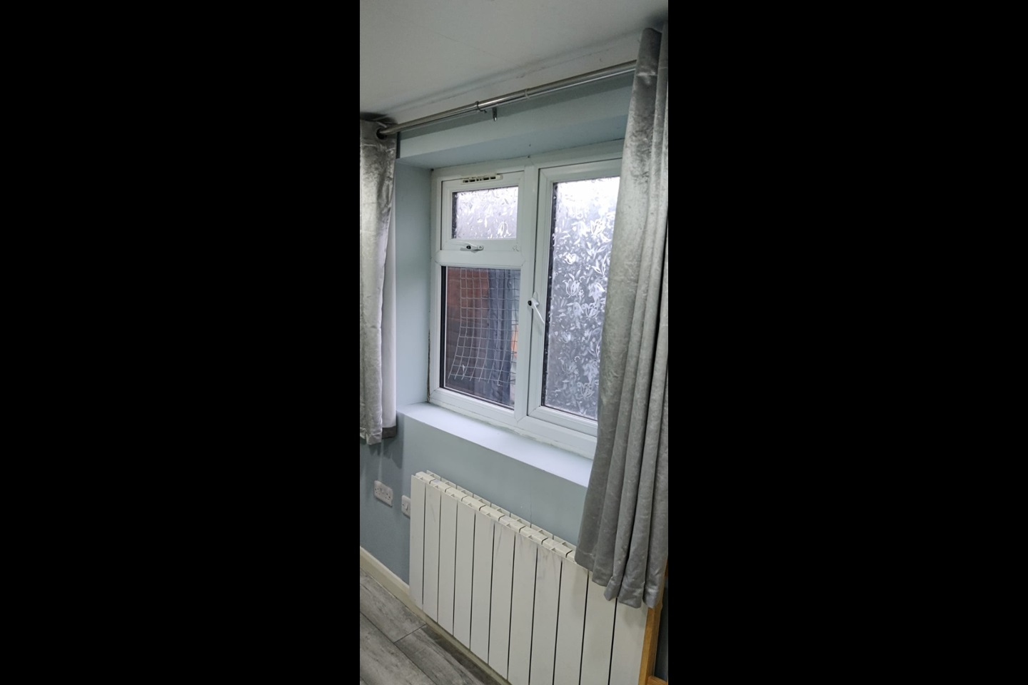 Ilford - Studio Flat, Studio Room, IG5 - To Rent Now for £800.00 p/m