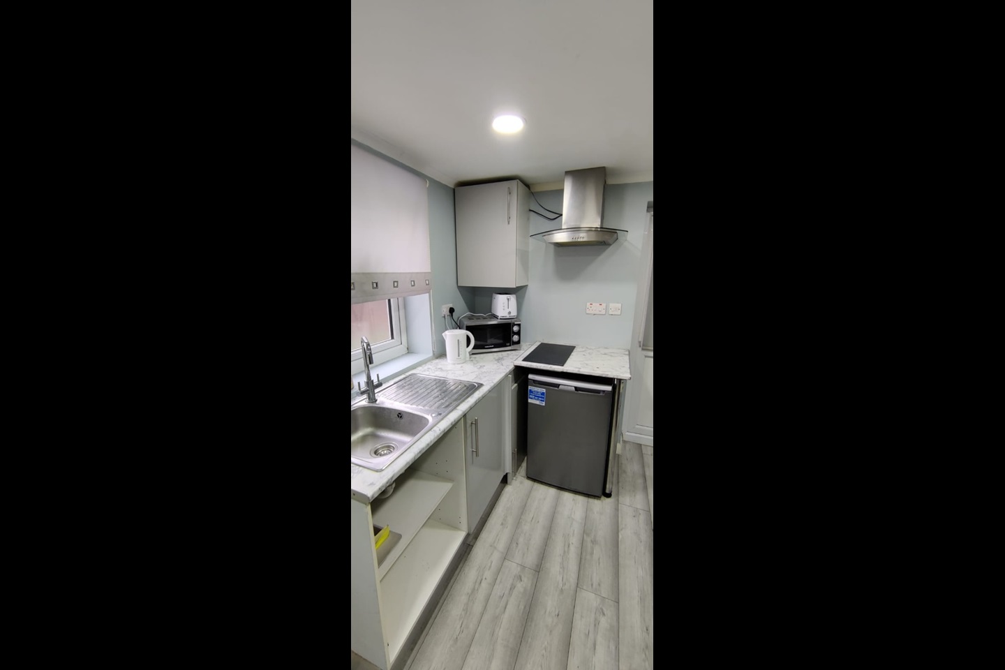 Ilford - Studio Flat, Studio Room, IG5 - To Rent Now for £800.00 p/m