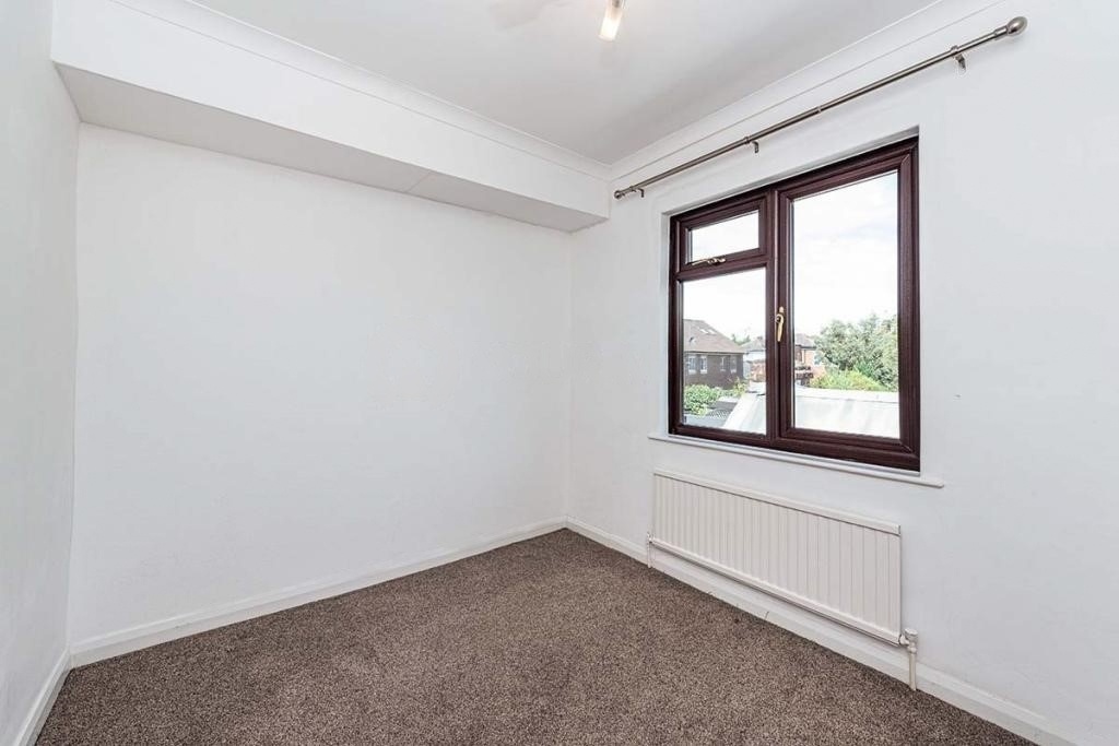 Wokingham - 2 Bed Semi-Detached House, Barkham Road, RG41 - To Rent Now ...