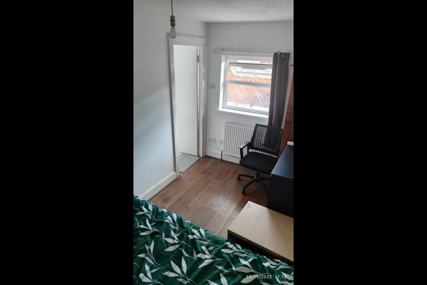 London - 2 Bed Terraced House, Clements Road, E6 - To Rent Now for £550 ...