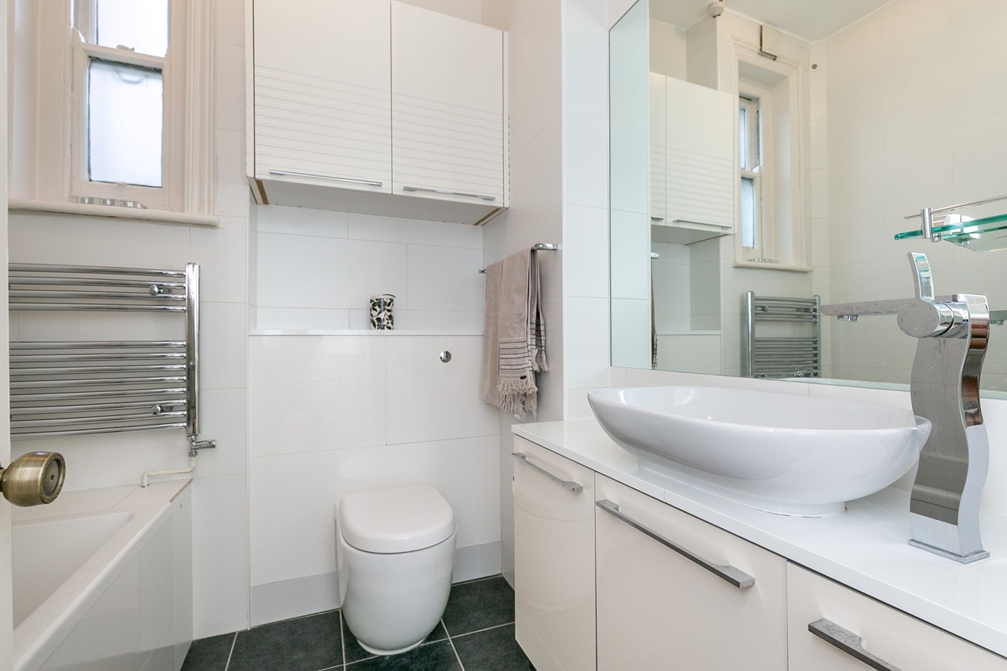 London - 3 Bed Flat, Stevenage Road, SW6 - To Rent Now for £3,700.00 p/m