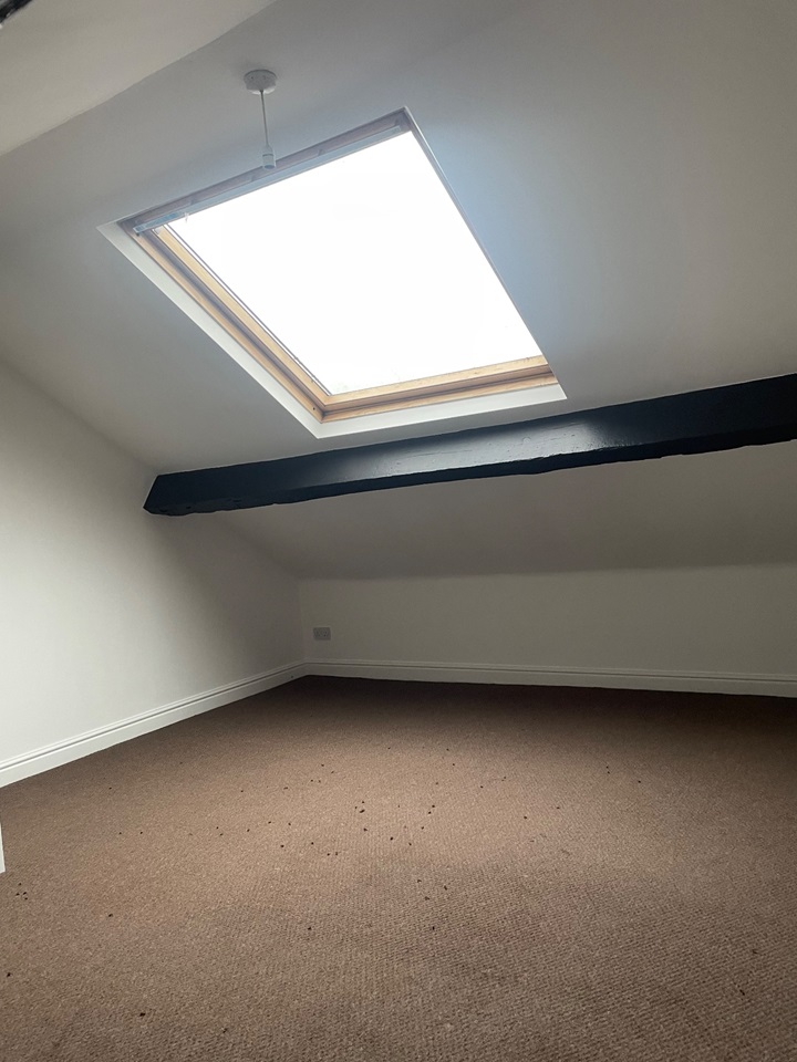 Romiley, Stockport - 3 Bed Semi-Detached House, Stockport Road, SK6 ...