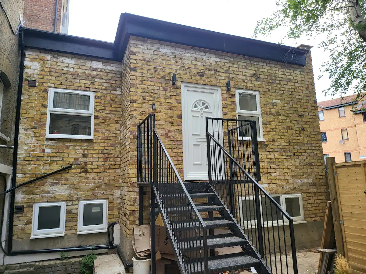 New Cross - 1 Bed Detached House, New Cross Road, SE14 - To Rent Now ...