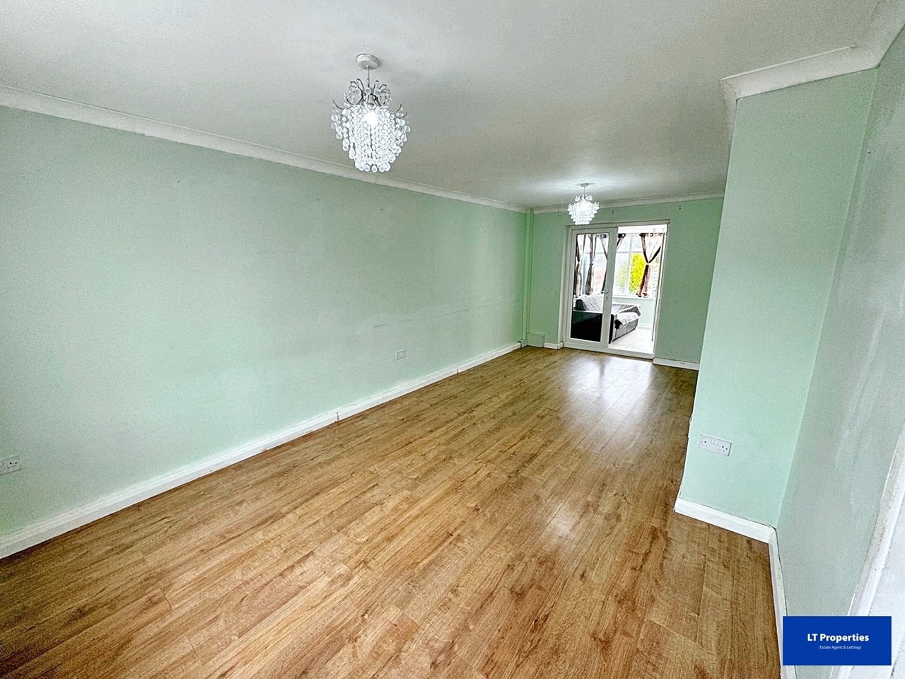 Luton - 3 Bed End Terrace, Garretts Mead, LU2 - To Rent Now for £1,650. ...