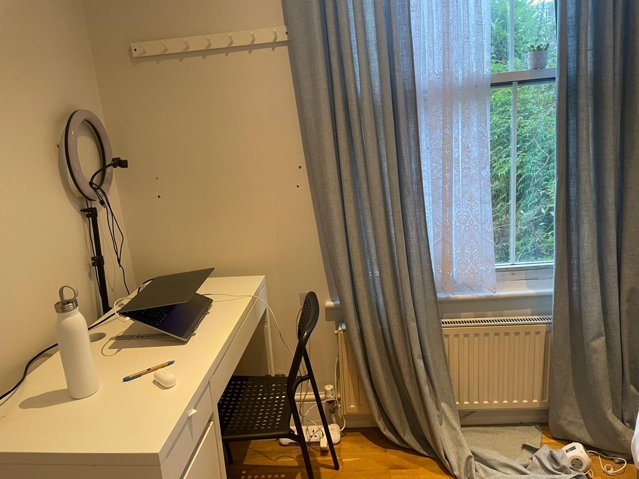 London - Room in a Shared House, The Burroughs, NW4 - To Rent Now for £ ...