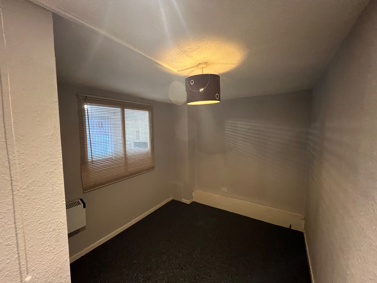 Blackburn - 1 Bed Flat, Redlam, BB2 - To Rent Now for £550.00 p/m