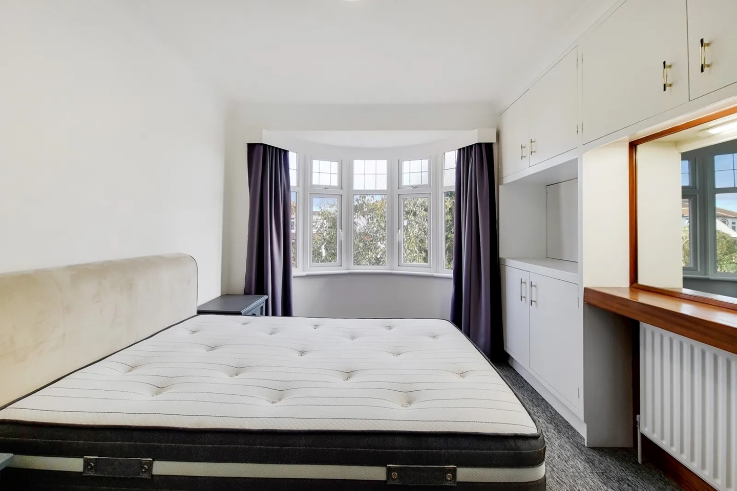 London - Room in a Shared House, Francis Road, E10 - To Rent Now for £ ...