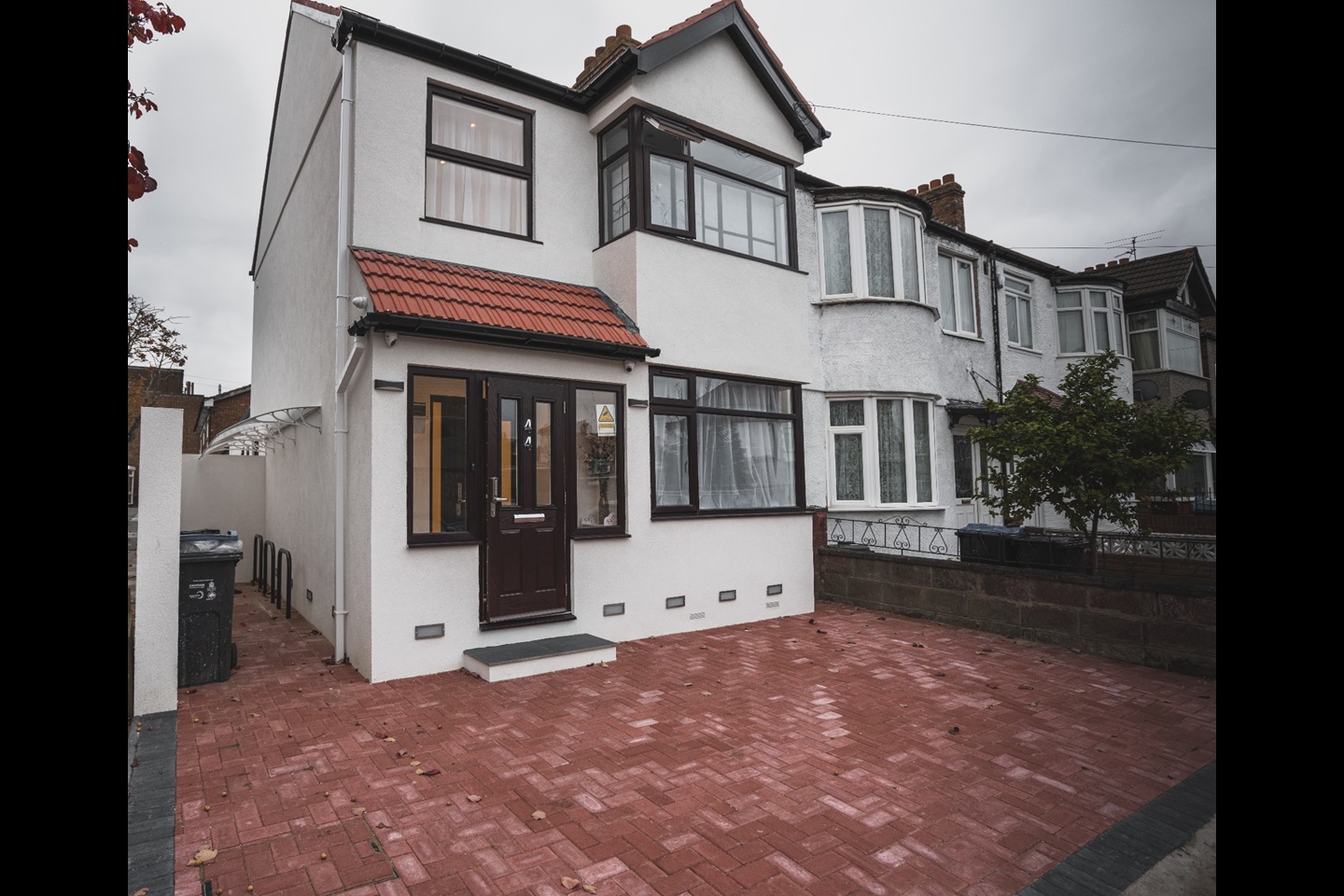 London - 1 Bed Semi-Detached House, St Olave's Walk, SW16 - To Rent Now ...