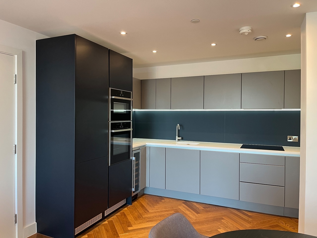 Manchester - 2 Bed Flat, East Tower At Deansgate Square, M15 - To Rent ...