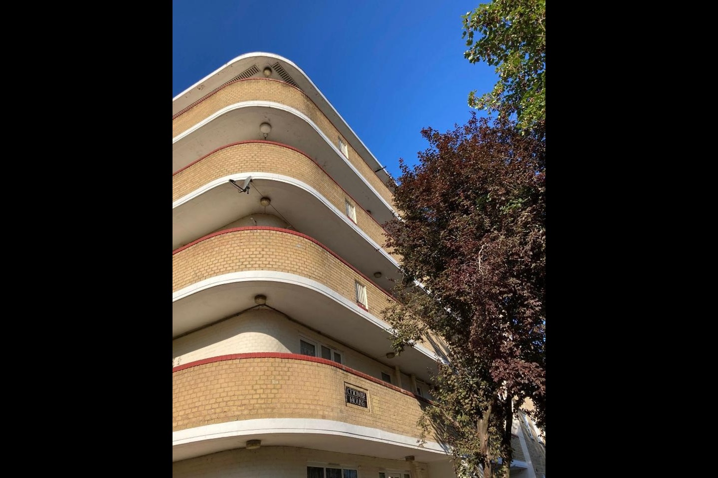 London - 1 Bed Flat, Coombe House, N7 - To Rent Now for £1,905.00 p/m