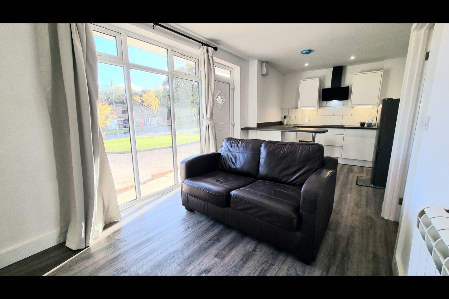 Solihull - 1 Bed Bungalow, Old Lode Lane, B92 - To Rent Now for £1,000. ...